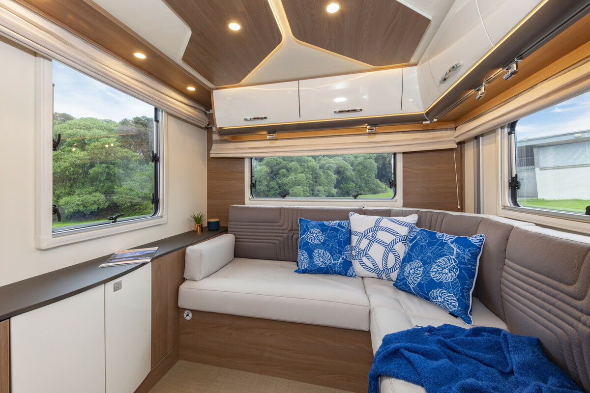 Motorhome Layout, Length and Floor Plans Guide