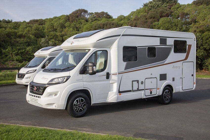 Choosing Between Integrated and Semi-Integrated Motorhomes